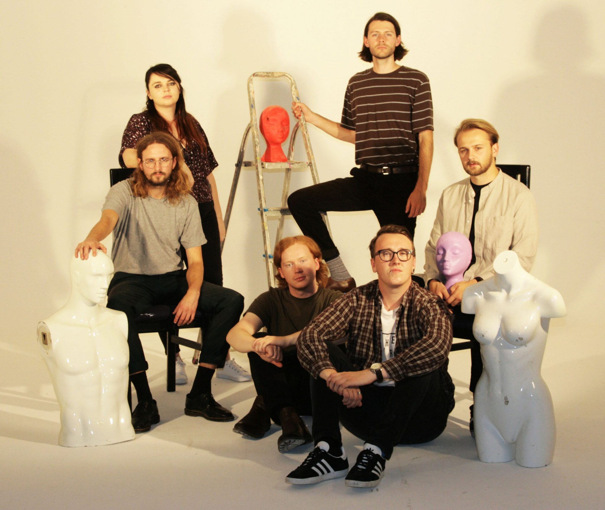 La banda británica: Tokyo Tea Room, lanza su nuevo EP "No Future Plans ...