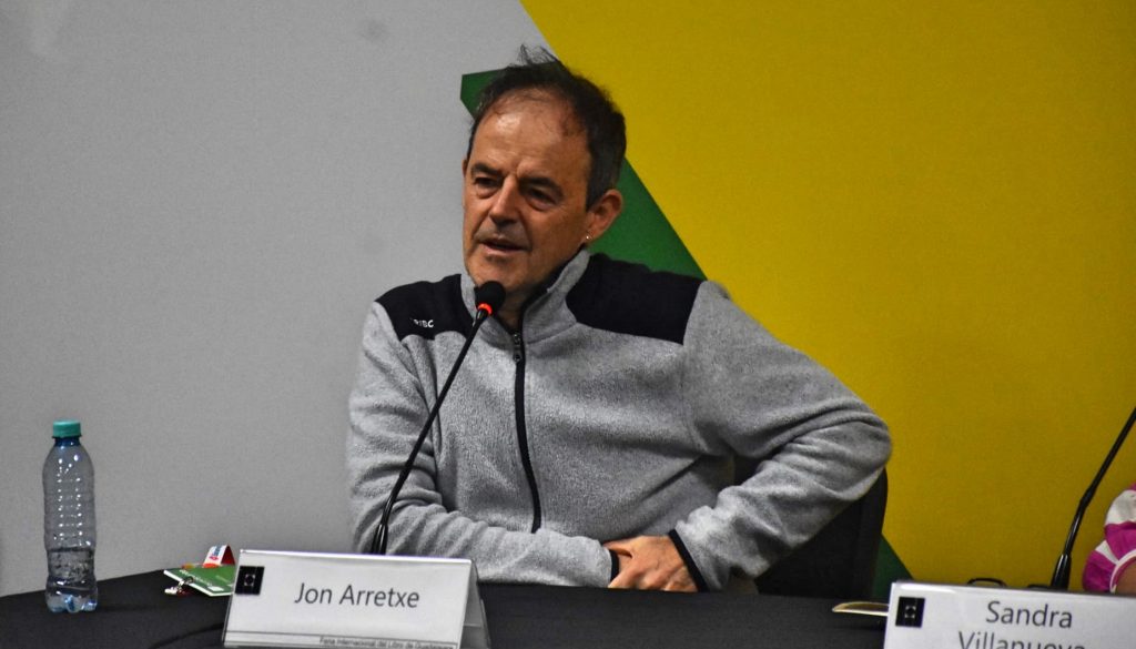 ENTREVISTA | Jon Arretxe, el creador del Detective Touré, visita la FIL ...